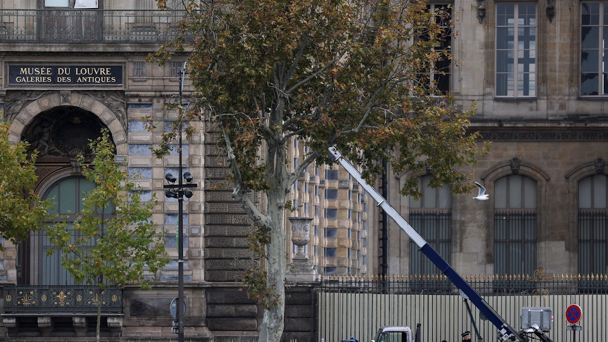 Aktuelle Schätzung – Louvre-Diebstahl – Schaden liegt bei 88 Millionen ...