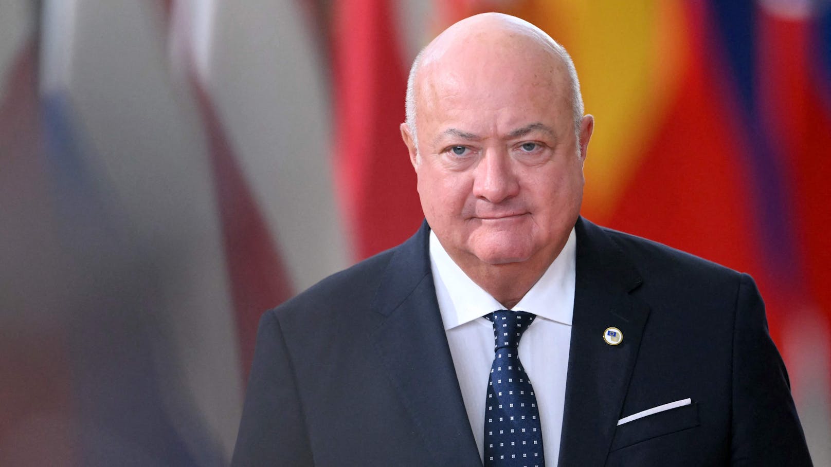 Virtuell beim Ministerrat – Das Foto: Hier arbeitet Kanzler Stocker im ...